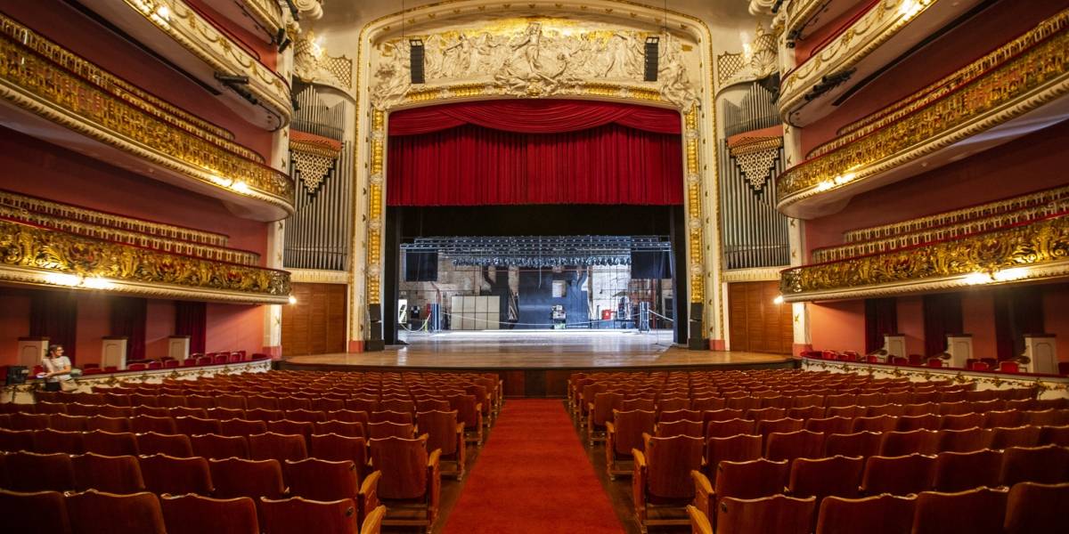 Theatro Municipal de São Paulo apresenta a ópera-monólogo em português ...